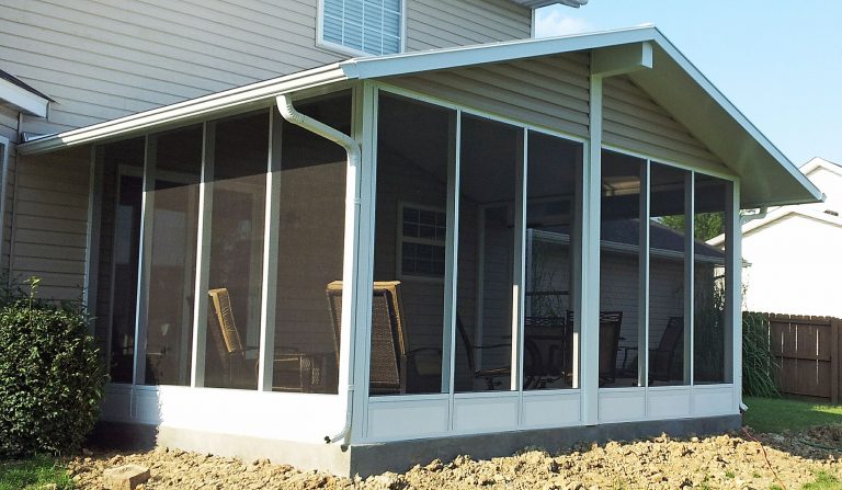 Screen Enclosures - Awnings, Windows and Siding, Inc.